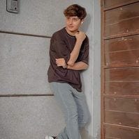 Usama Khan – Medium