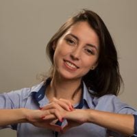 Raluca Negrea – Medium