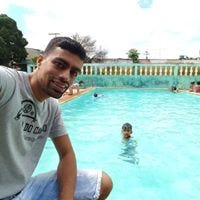 Cezar de Souza – Medium