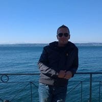 Tim Bach – Medium
