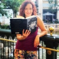 Nilufer Ozmekik – Medium