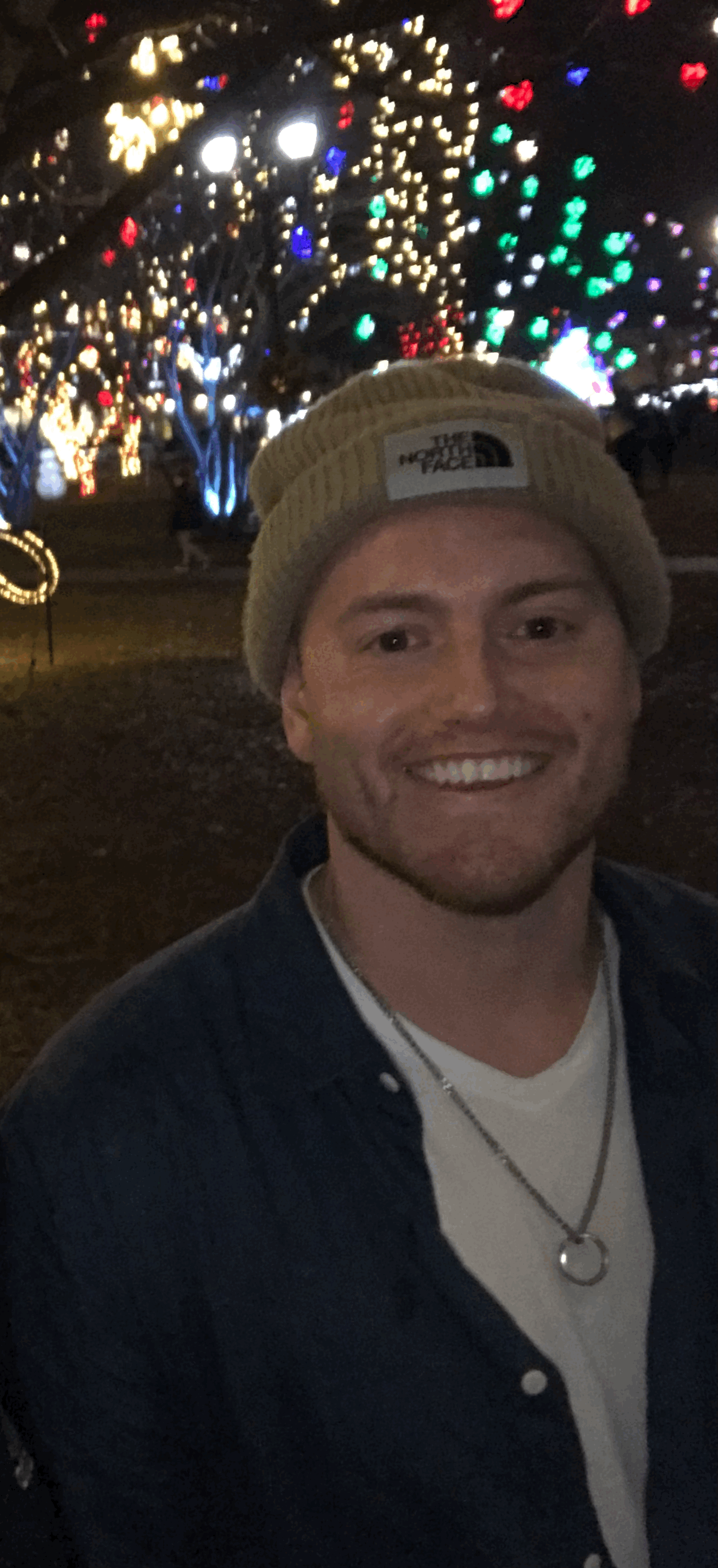 Dustin Frederick Howery – Medium