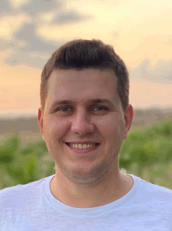 Pavel Koroteev – Medium