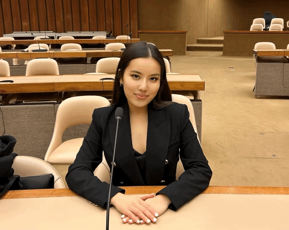 Azima Aidarov – Medium