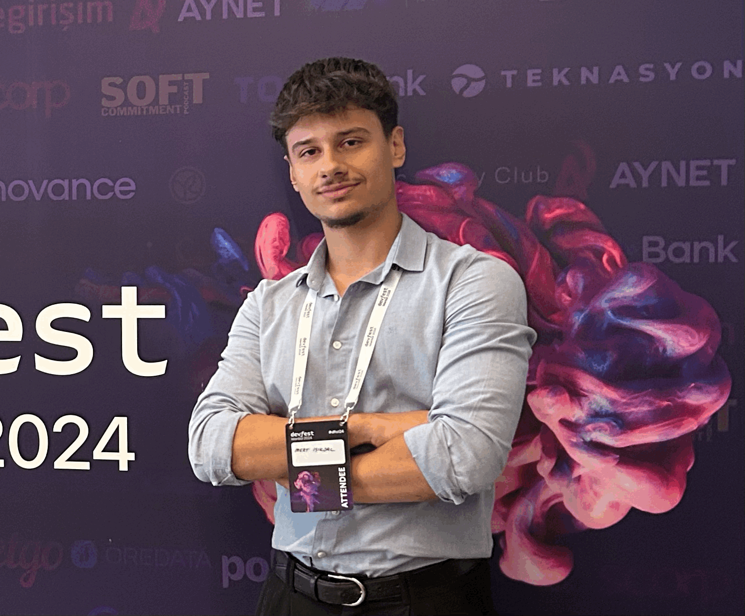 Niyazi Mert Işıksal – Medium