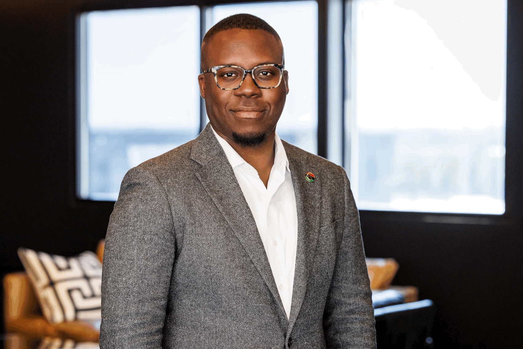 Diriki T. Geuka – Medium