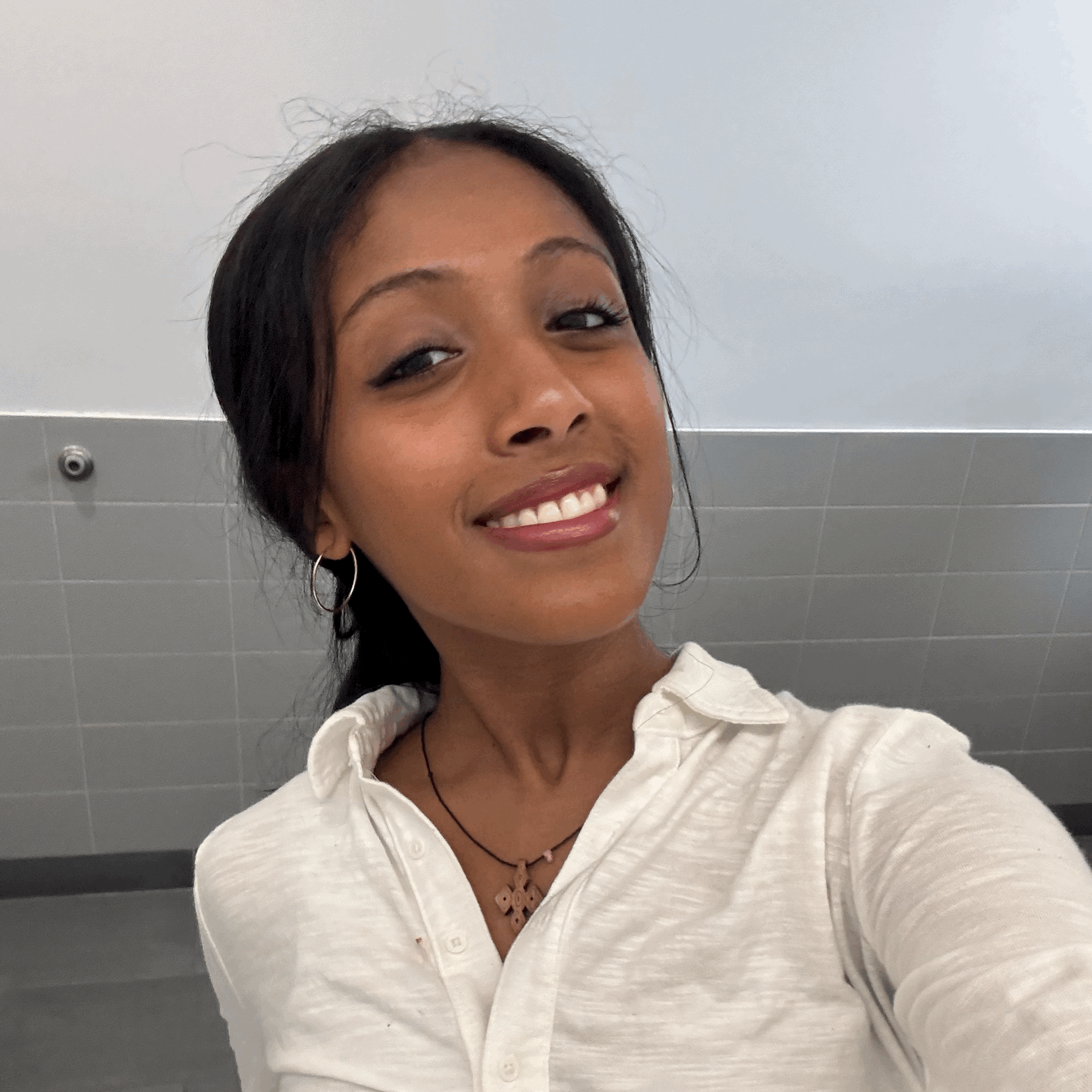 Nardos Mengesha – Medium