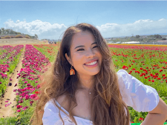 Lyana Roslan – Medium
