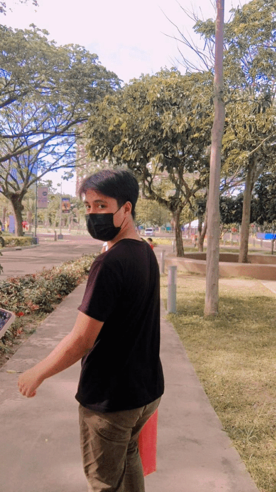 Justine Gian – Medium