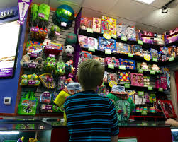 Blockchain Promises to Bring Order to Sock Drawers, Plastic Lids | by ...