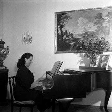 Renata Tebaldi, Soprano, 1922–2022 Daniel P Quinn, SDC Director ...