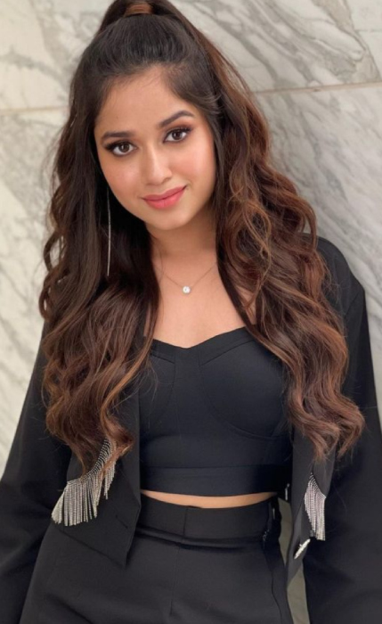 How to Book Jannat Zubair for Your Corporate Event | by Usharani Koli | Sep, 2024 | Medium