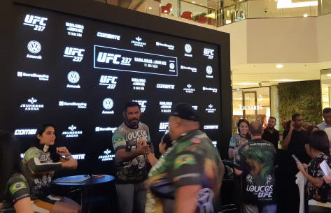 Primeira edição do UFC Fan Experience no Brasil | by Agência UVA Barra ...
