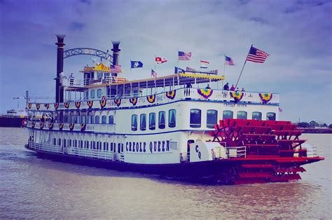 Review Top Paddlewheeler Creole Queen: 2-Hour Dinner Jazz Cruise on the ...