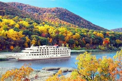 Review Top Fall Foliage Cruise: Embark on a Hudson River Adventure | by ...