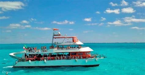 Review Top Cancun Dancer Catamaran Cruise with Snorkeling & Lunch: A ...