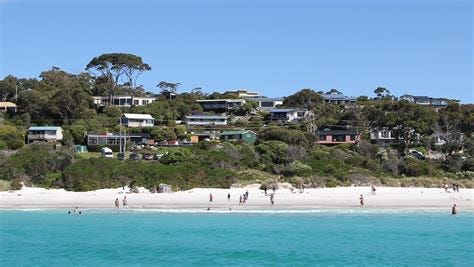 Top 5 Binalong Bay Oceanfront Hotels: Ultimate Guide | by Lunsfordtnime ...