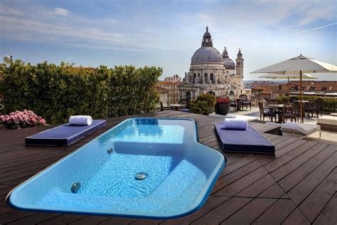 Top Hotels with Swimming Pools in Venice, Italy | by Sevynbentley | Nov ...