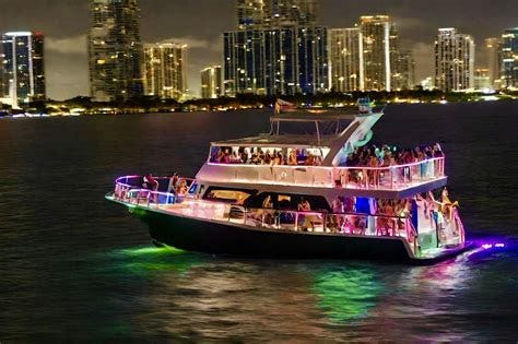5 Best All-Inclusive Boat Party with Clubs Admission Included | by ...