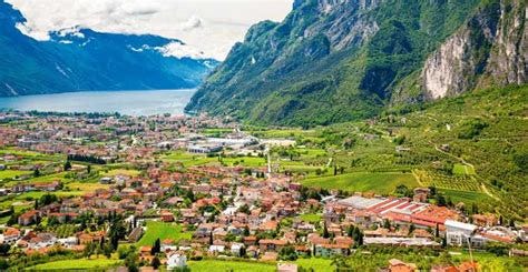 5 Best Walking Tours in Ferno: Discover the Hidden Gems of Italy | by ...