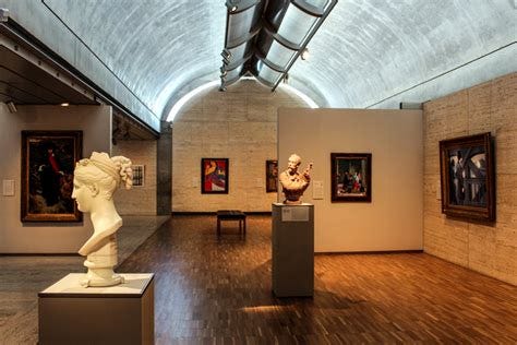 5 Must See Things At Hours Of The Broad Museum | by Paisleybautista ...