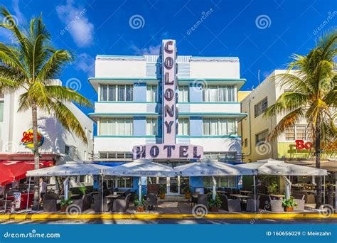 Top 7 Cheap Hotels on Ocean Drive, Miami Florida — Budget-Friendly ...