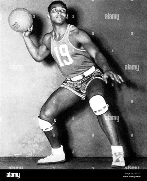 Breaking the Color Line: The 1942 Integration of Basketball and Its ...