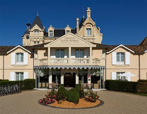 Top 5 Saint-Emilion Beach Hotels for a Perfect Getaway | by ...