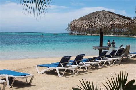 Review Top Escape to Paradise: Raoatan’s Infinity Bay Beach Resort All ...