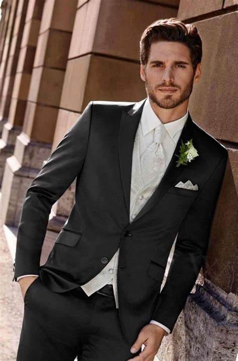 The Perfect Fit: Custom Made Groom Suits in Milton Keynes and Tailor ...