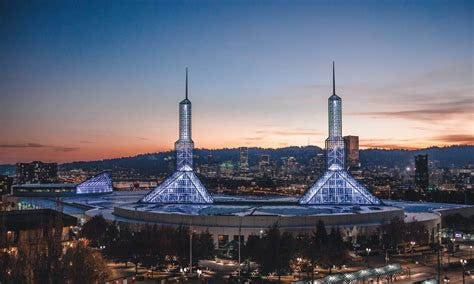 Top 10 Things to Do in Portland’s Lloyd District: A Comprehensive Guide ...