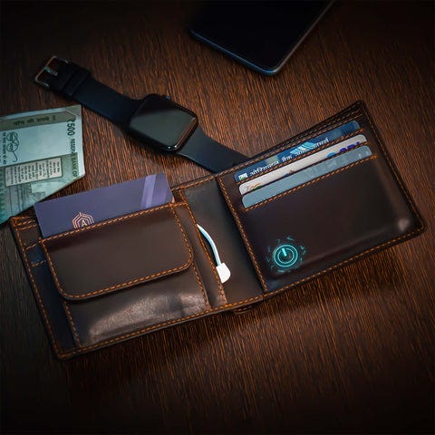 Digital Security With a Modern Marvel: Arista Vault Smart Wallet | by ...