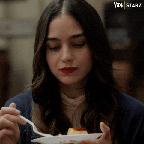 How to Make Flan, in 5 Delectable GIFs | by GIPHY | GIPHY | Oct, 2023 ...
