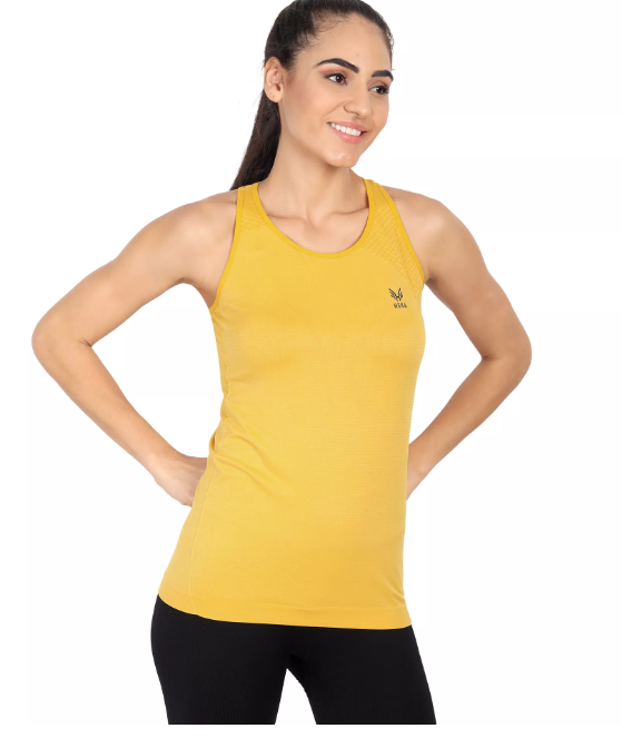 7 Reasons You Need To Have Seamless Tanks Tops That Hug Your Body In ...
