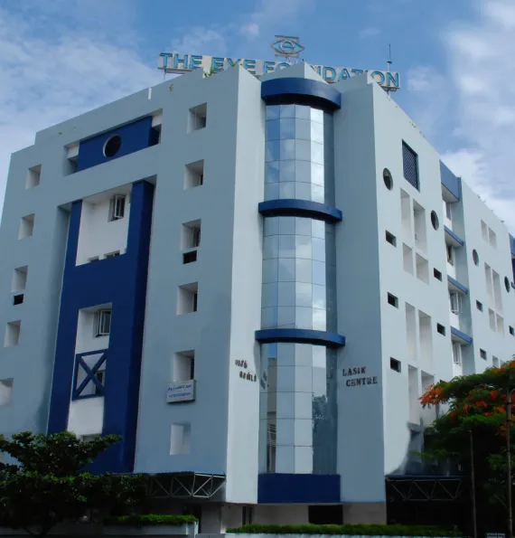 How do I manage post-operative visual disturbances after cataract ...