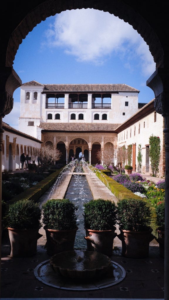 The Art of La Alhambra: the Magnificent Palace and Fortress in Spain ...