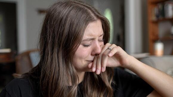 How to Heal and Move On After a Tough Breakup, According to a Therapist ...
