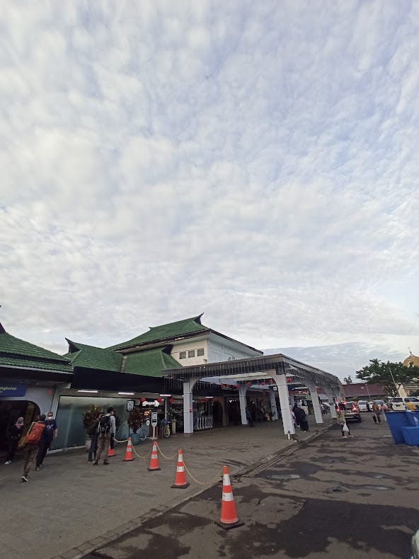 Perjalanan ke Barat. Bukan cerita tom-sam-cong dan ketiga… | by Dani ...