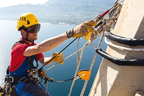 Rope access the new way of climbing hard to reach a position easily ...