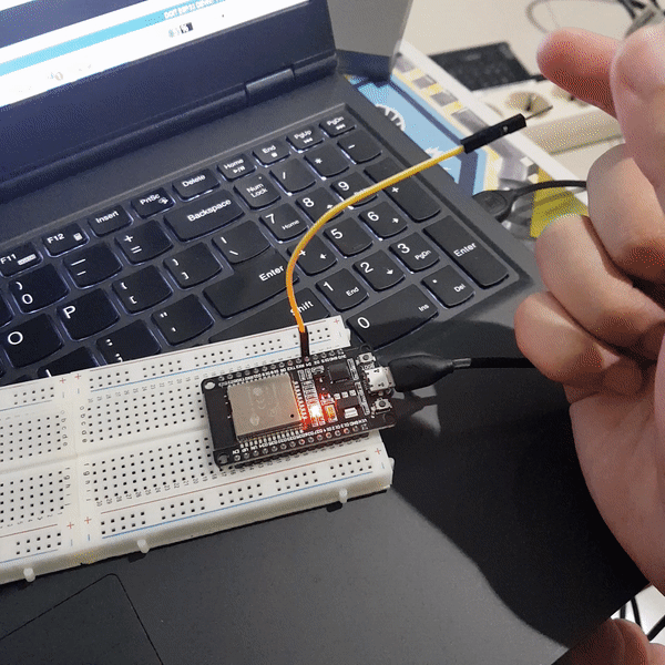 Bereksperimen dengan Sensor Built-In ESP32 - Ammardito Shafaat - Medium
