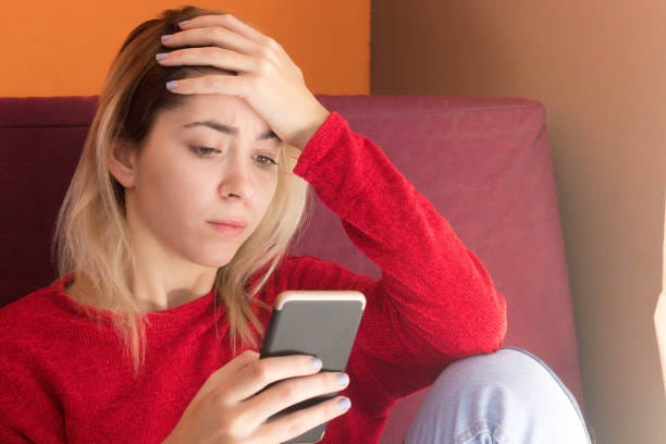 The Dark Side of DMs: How One Reply Can Spiral into Toxic Control on Social Media | by chhaya ...