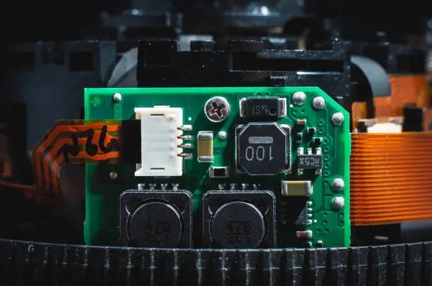 Understanding Synchronous and Asynchronous Bus Timing | by Aditya ...