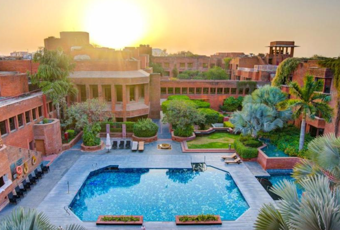 Top Hotels by The Park Holidays for a Grand Stay in Agra | by Susmita ...
