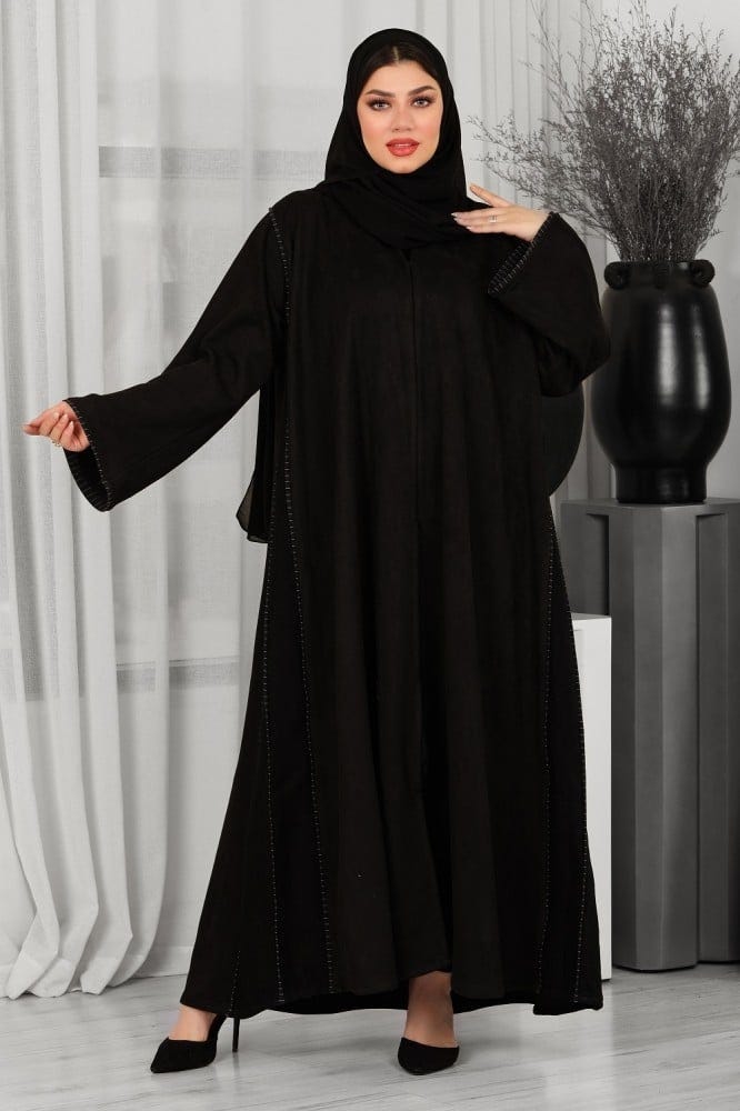 عباية نص كلوش اسود - Mariam Mansour - Medium