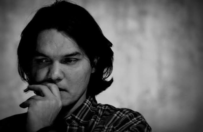 Just Waiting by Tamás Jónás. Translation of a poem by Hungarian poet ...