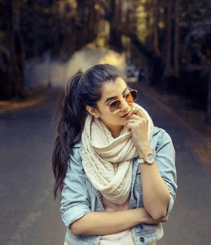 best girls dp | beautiful girls DP - Mr Helper (pro) - Medium