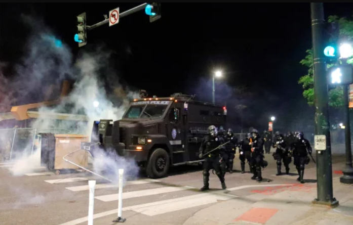The 1122 and 1033 Programs: Obfuscation enables Police Militarization ...