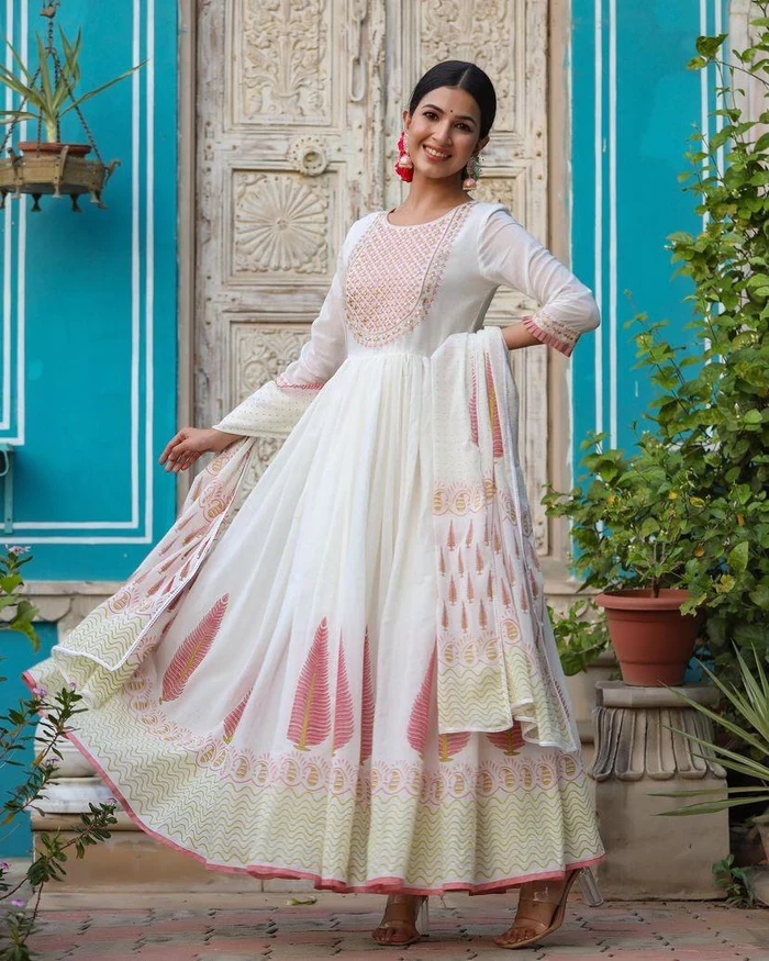 Readymade Clothing Styles for Effortless Elegance | by Lavanya India ...