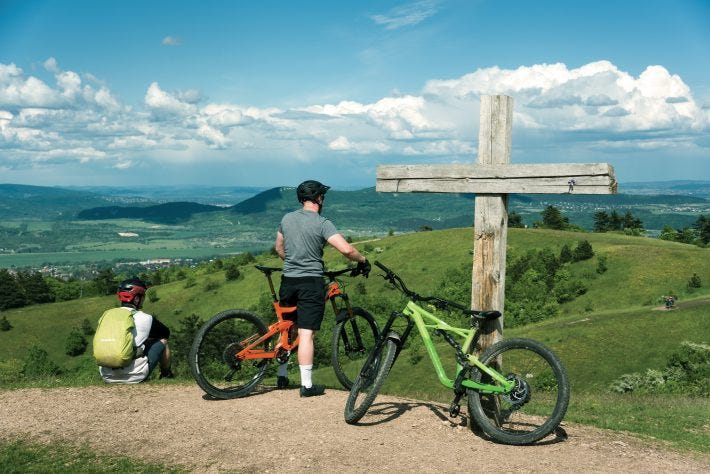 Biking Journeys: 10 Gearing Up and Handy Tips | by Trip Organization ...