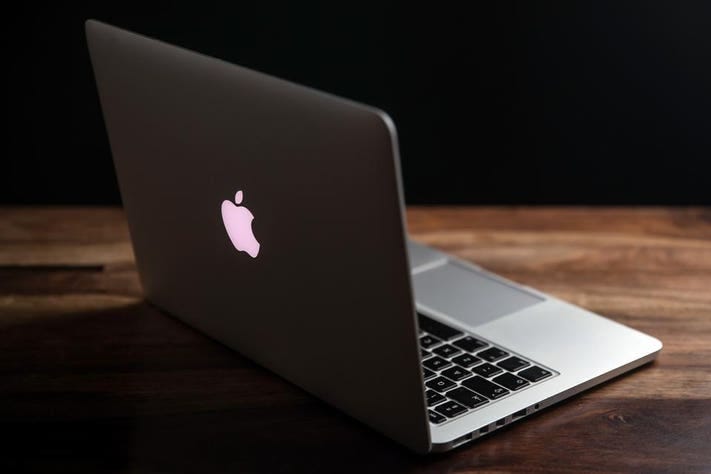 10 Benefits of Using a MacBook. Apple’s MacBook has become a symbol of ...
